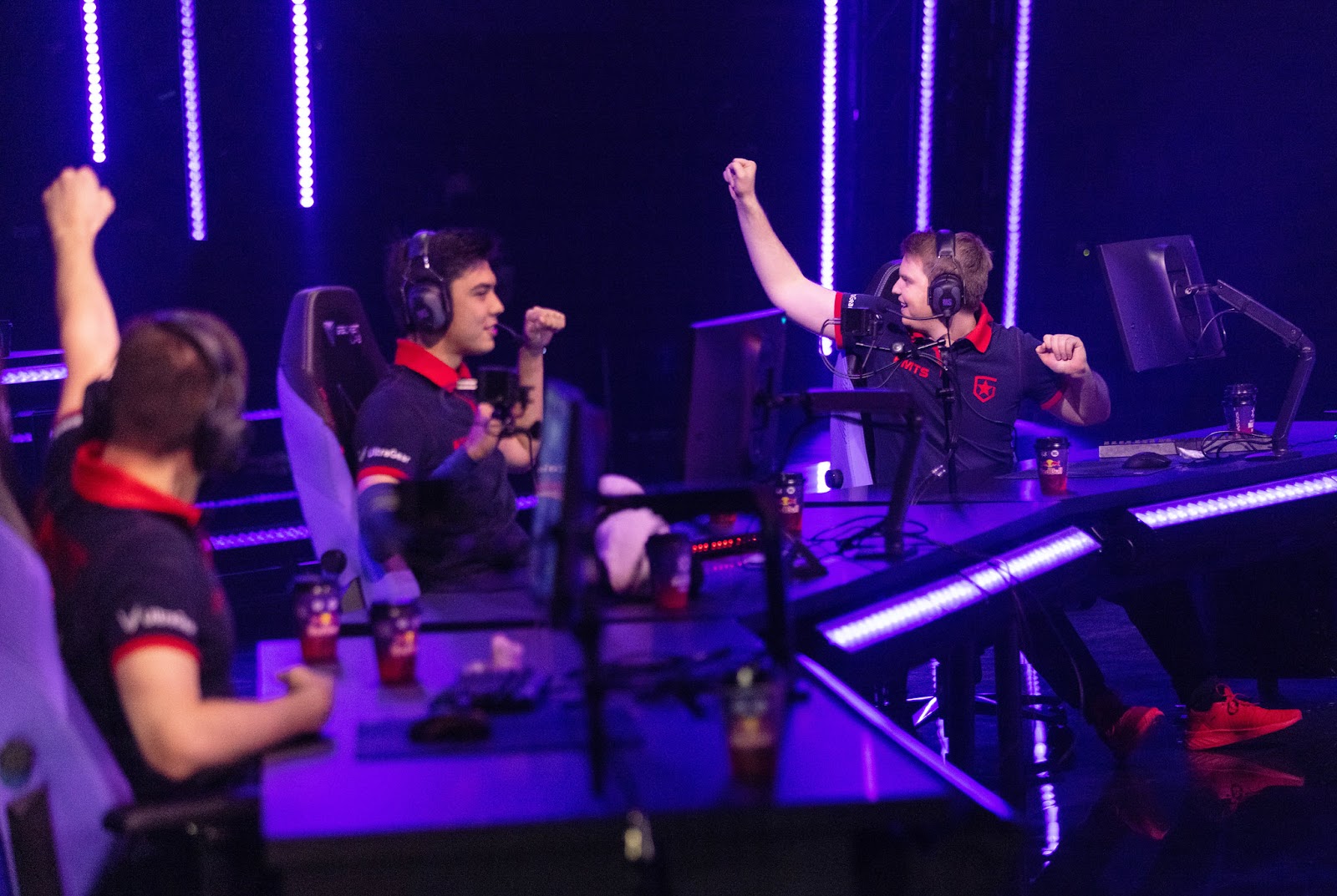 Gambit Esports Qualifies for Playoffs after Comeback Victory